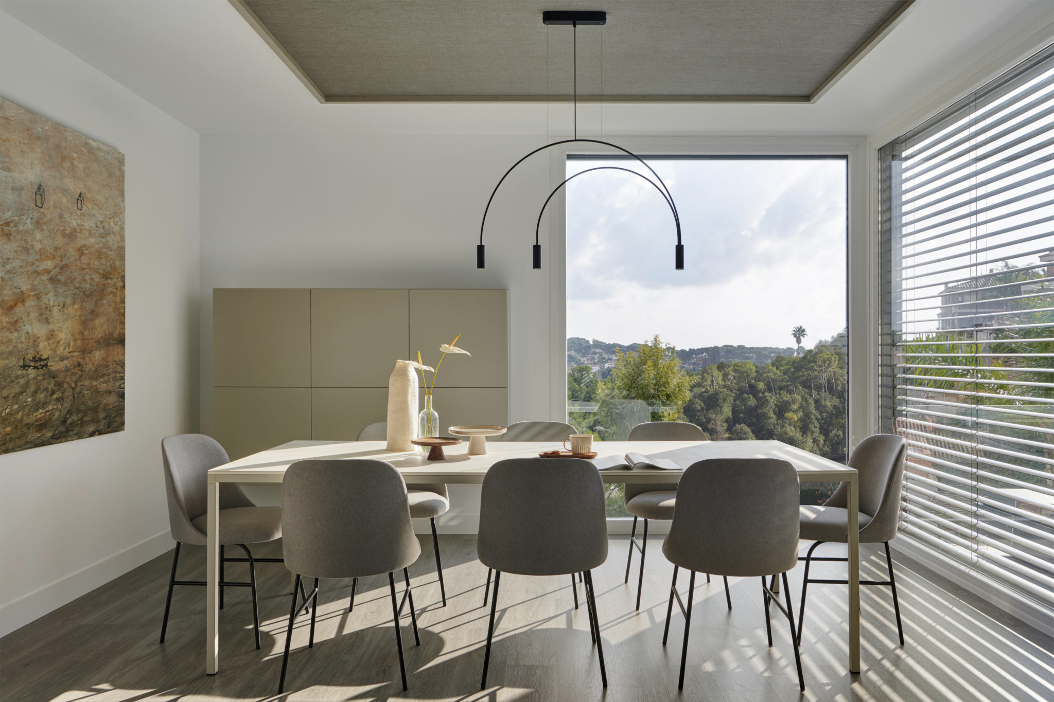 Uutmoodi Estiluz valgustid. — Hektor Light